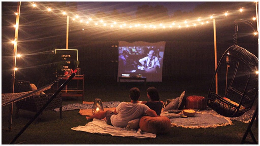 6 Romantic Comedies to Watch this Valentine’s Day